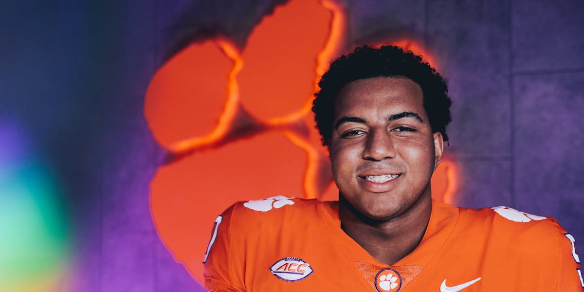 Dabo Swinney releases statement on former offensive lineman’s passing Dabo Swinney releases statement on former offensive lineman’s passing